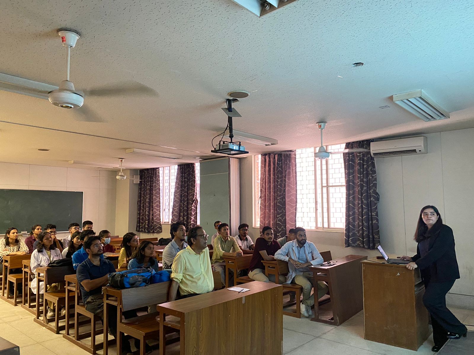 Oxford Elective Experience Sharing Session: 2024 - MMSN